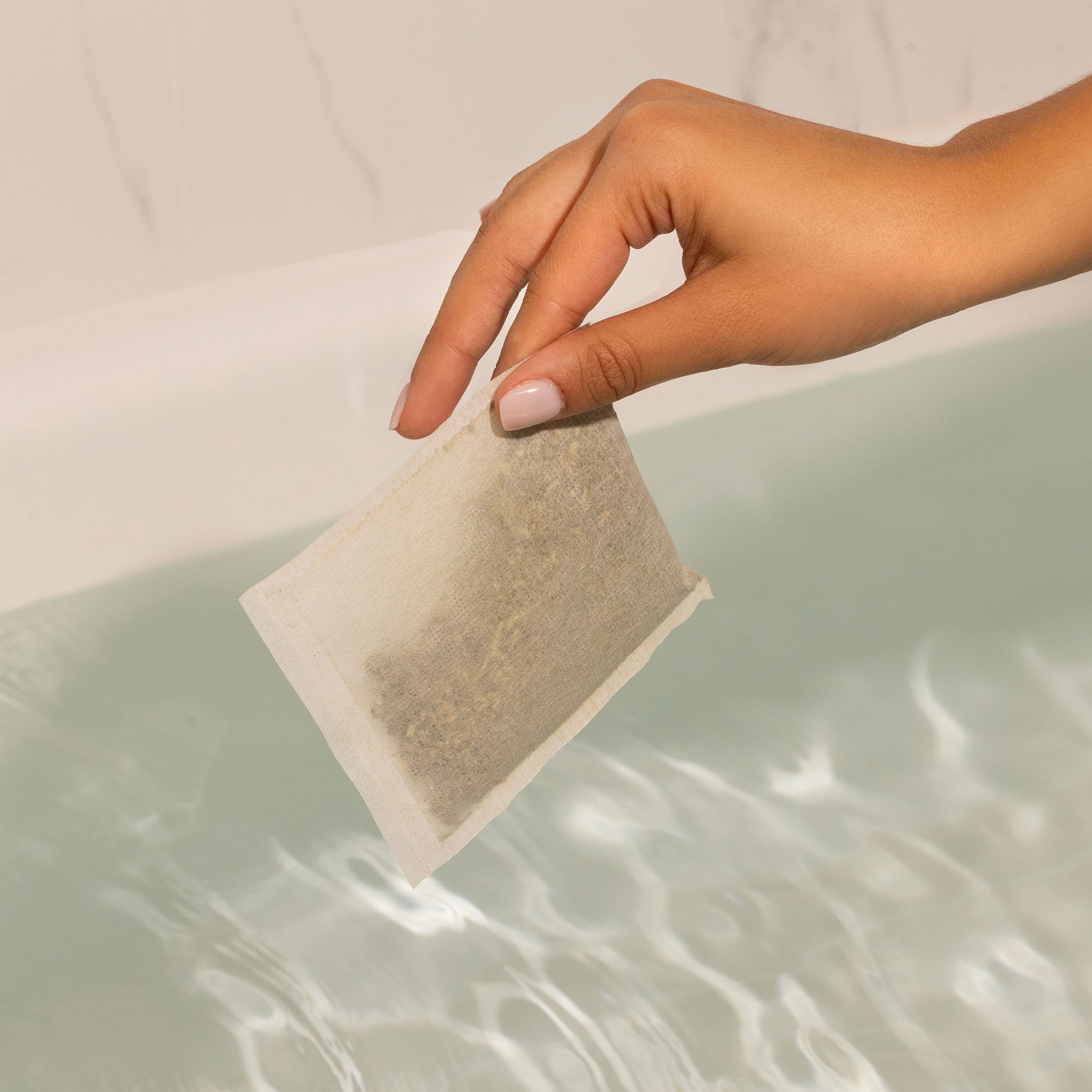 YINA Bath Ritual - Organic Mugwort Bath Packs