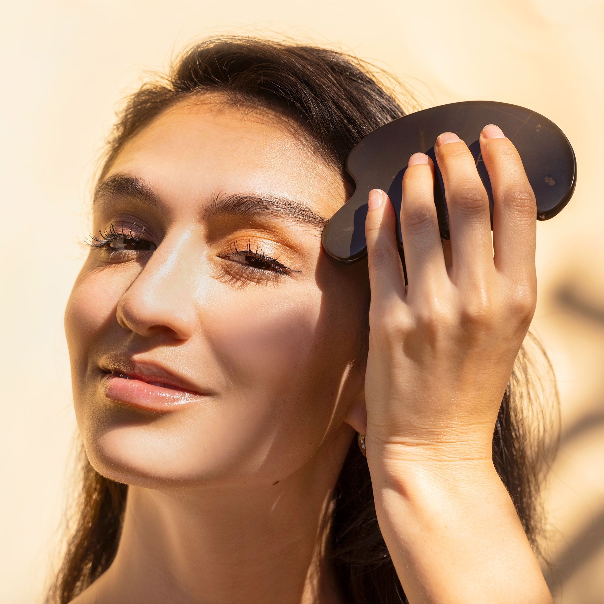 Bian Stone Gua Sha - For Face and Body – YINA